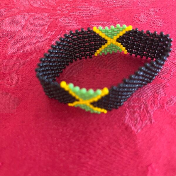 Jamaica Flag Beaded Bracelet, Proudly Jamaican Bracelet - Etsy