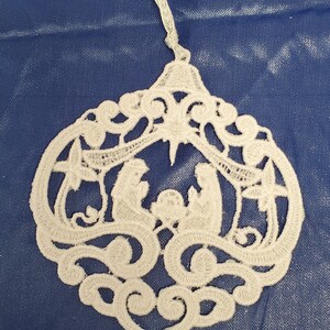 FSL Nativity Ornament Free Standing Lace Machine Embroidery Designs ...
