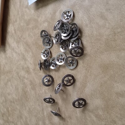 25 Rugged Large Barbed Wire Tacks Nails 1 Inch Dia - Etsy