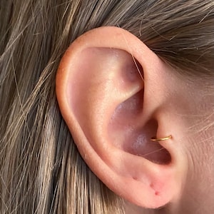 18G/20G 5mm SUPER TINY Cartilage Hoop 5mm Hinged Clicker - Etsy