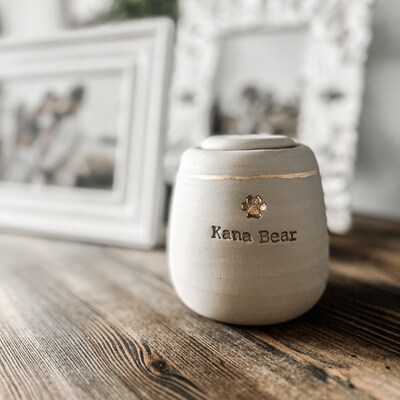 Ceramic Dog Bowls Set With Jute Pet Rug. Modern Pet Bowls. Dog Bowls ...