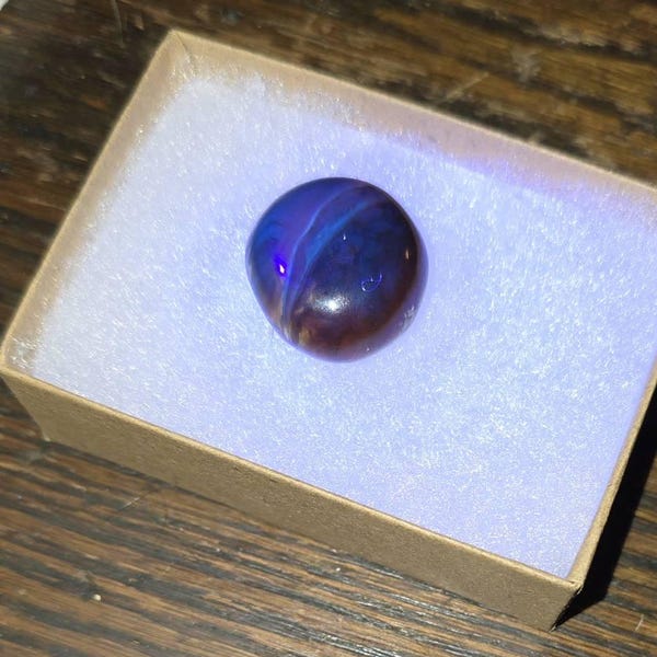 Blue Amber Specimen: UV Reactive Tumbled Stone, Polished Amber - Etsy