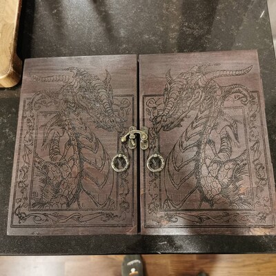 Dungeon Master Screen Wooden RPG Screen Gift Dnd Gift Table Top Games ...