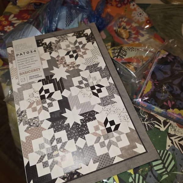 Star Bloom Quilt - Quilt Pattern From Basic Grey - Etsy