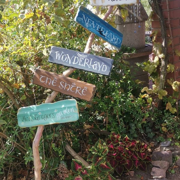 Fairytale Storybook Signpost Signs School Reading Corner Ideas Nursery ...