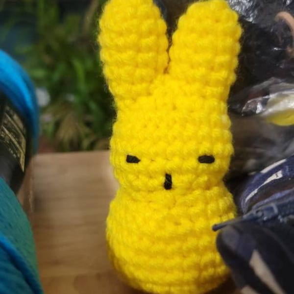 No Sew Easter Peep Bunny Crochet Pattern - Free Keychain Peep Pattern ...