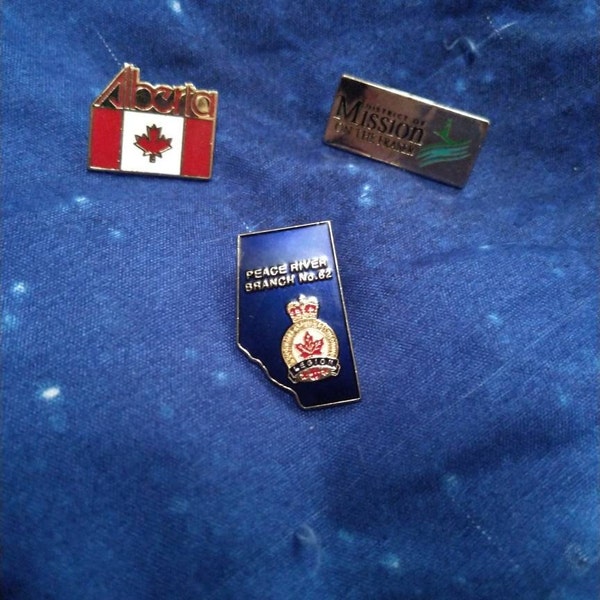 Canada Beautiful Vintage Canadian Flag Brooch Pin Unique Rare Hat Pin ...