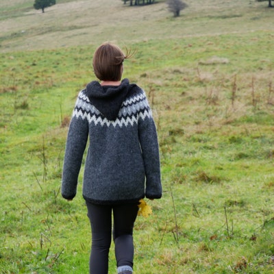 Traditional Icelandic Sweater - Etsy
