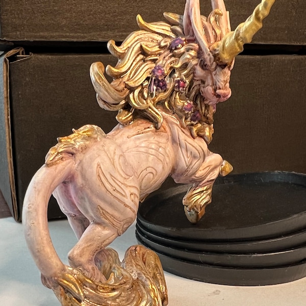 Poppy the Loud Howl, Pug Beast Bard Caster Mage Pet Dog, 28mm 32mm ...