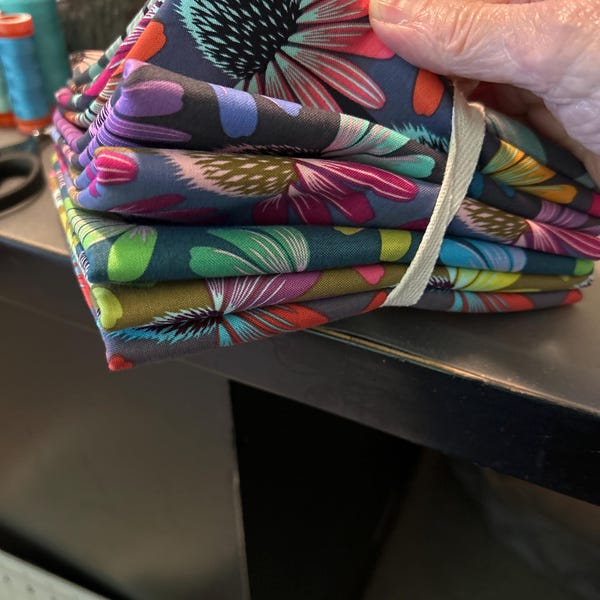 Abandoned Kit With Brickwork Pattern - 10 Fat Quarters - by Tim Holtz ...