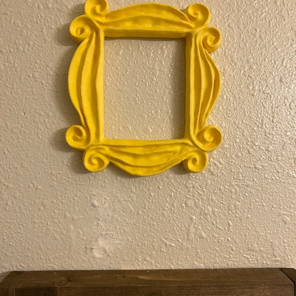 Friends Decor Peephole Frame Gift 6.5"x7.5" Monica Yellow Door TV Show ...