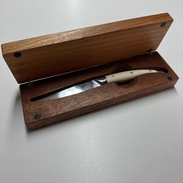 Personalized Anvil Knife Display - Etsy