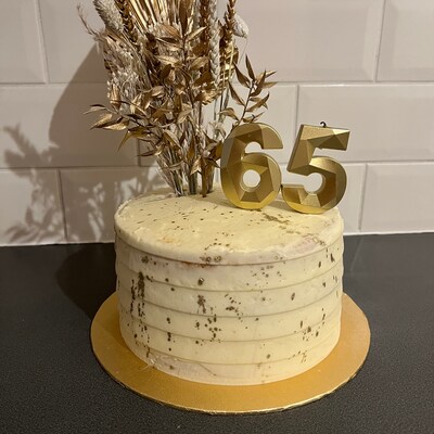 Gold and Cream Bakers Box Cake Decoration Kit Dried Flower - Etsy
