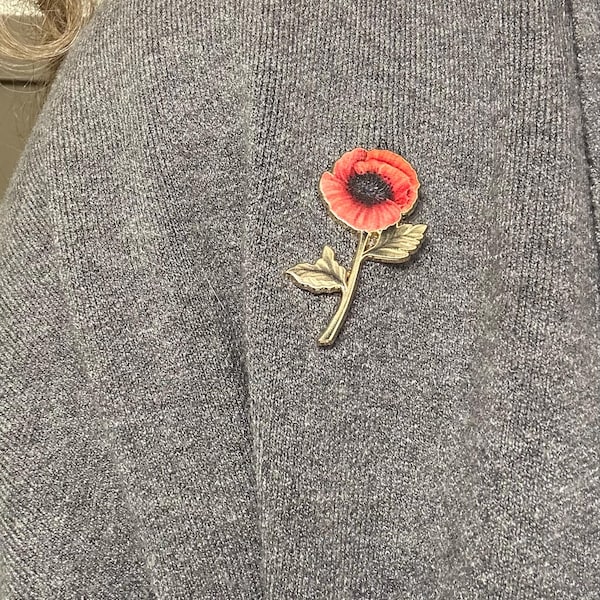 Red Poppy V2 Floral Enamel Pin, Flower Accessory, Nature Lover Jewelry ...