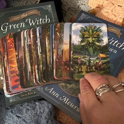 The Tarot of Curious Creatures Deck and Guidebook - Etsy