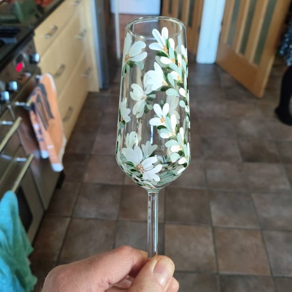 Hand Painted Champagne Flutes Glasses Modern Design White Flowers ...