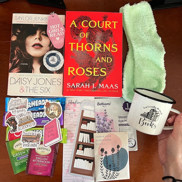 Mega Book Lovers Box - Etsy