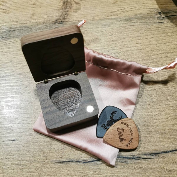 Custom Wooden Guitar Picks Box,personalized Guitar Pick Holder Storage ...