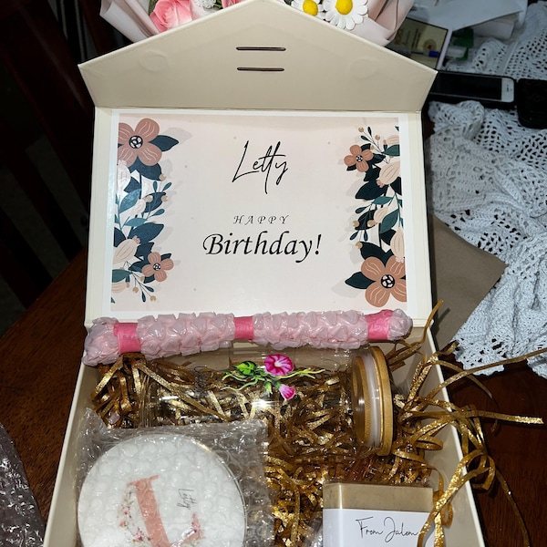Birthday Gift Box for Her, Mothers Day Gift Box With Birth Month Flower ...