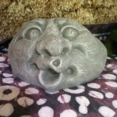 Garden Rock Face, Concrete Garden Face, Funny Face, Rocks With Faces ...