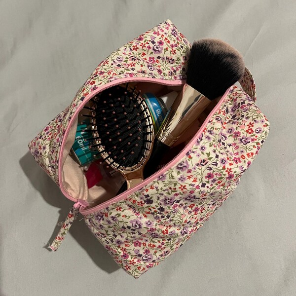 Boxy Quilt Cosmetic Pouch PDF Sewing Pattern | Zipper Box Bag for ...