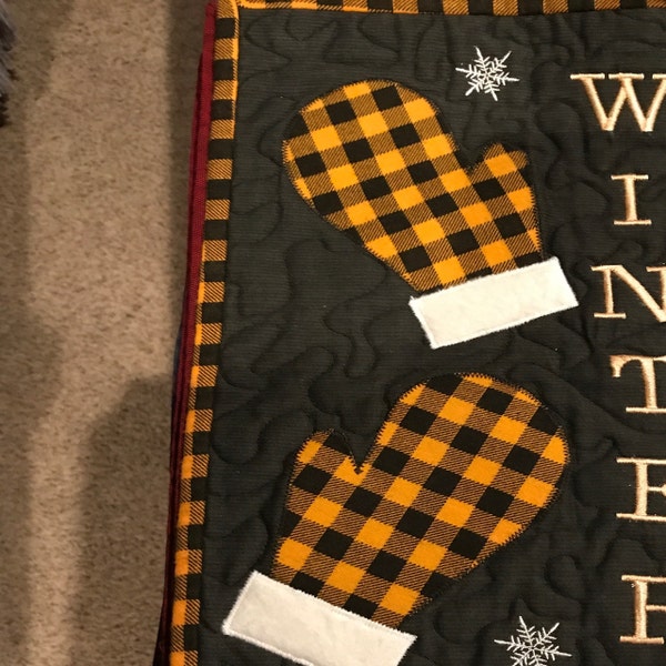 Log Cabin Patchwork Mini Quilt or Table Topper in Burgundy and Green ...