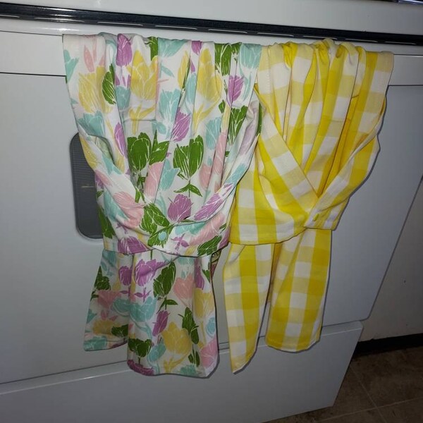 Neutral Ticking Stripe Kitchen Towels With Ruffle, Stay Put Towel, Dish ...