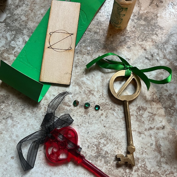 Return to Oz - Mombi's Key and the Key to Oz - Etsy