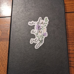 Un Dia A La Vez Sticker One Day at A Time Waterproof Laptop Decal ...