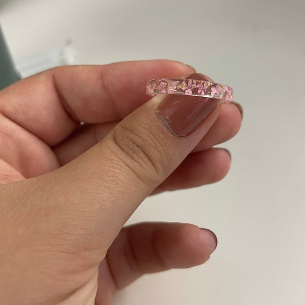 Thin Resin Ring With Pressed Light Pink Flowers and Gold Flakes, Nature ...