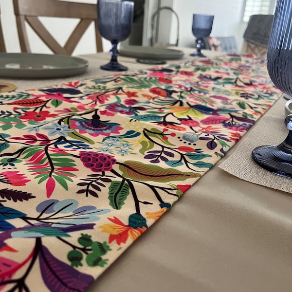 Floral Table Runner, Flowers Print Table Runner, Pink Floral Table ...