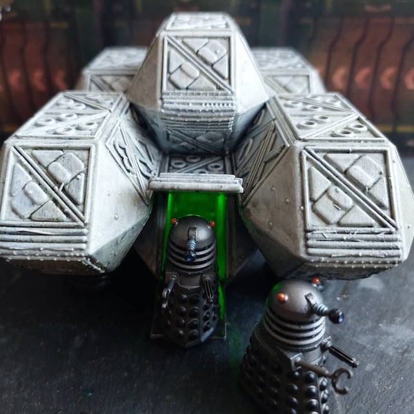 Imperial Space Pepperpots Landing Shuttle - 28mm Scale 3D Printed Resin ...