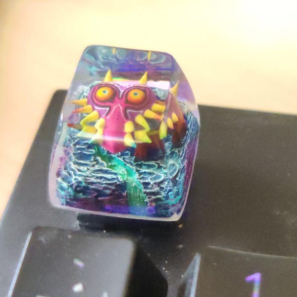 Ma.jo.ra Mask Artisan Keycap, Zel.da Shield Le.gend of Zel.da Resin ...
