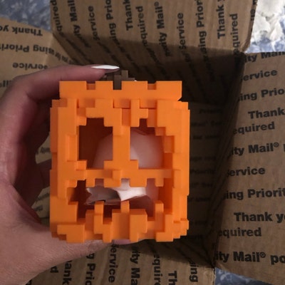 Keyboard Display Pegboard pair - Etsy