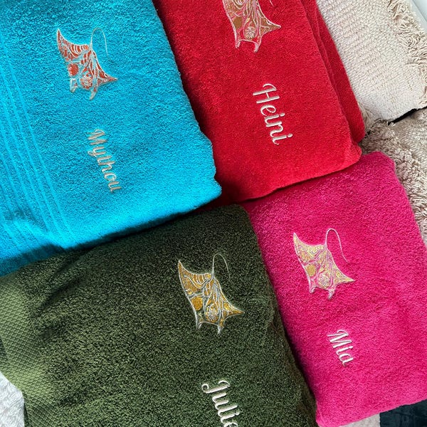 Oceanic Manta Ray Embroidery Design - Stingray Underwater Pattern for ...