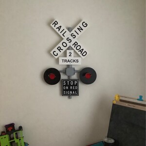 RAILROAD TRAIN CROSSING Signal Sign Kit With Flashing Led Lights Wall ...