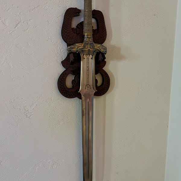 Thulsa Doom Sword Wall Mount – Multilayer Wood Conan Atlantean Sword ...