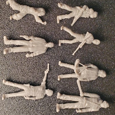 Tavern Barkeep Bar Scene 28mm 32mm Scale Dnd Miniature Dungeons and ...