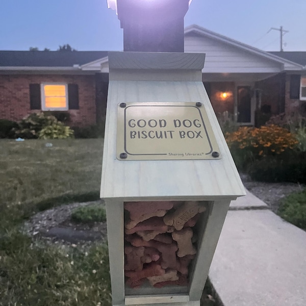 Good Dog Biscuit Box From the Family of the Founder of the Little Free ...