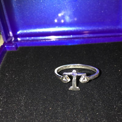 Silver Lawyer Graduation Ring Lawyer Student Jewelry, Class of 2019 ...