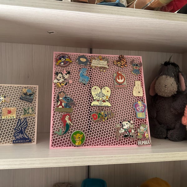 3D Printed Pin Display Board: Enamel Pin Collector - Etsy