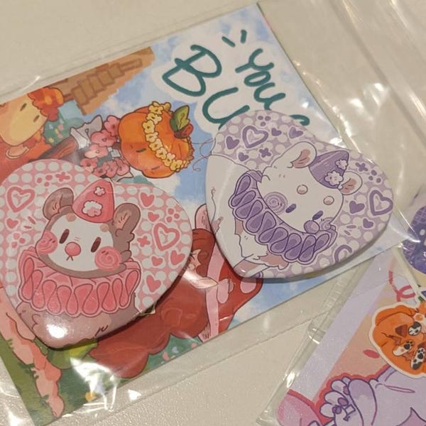 TV Head Cute Acrylic Keychains! - Etsy