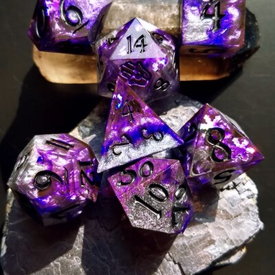 Sossal Frostbite Dice Set for Dnd 7 Piece Sharp Edge Resin Dice Set ...