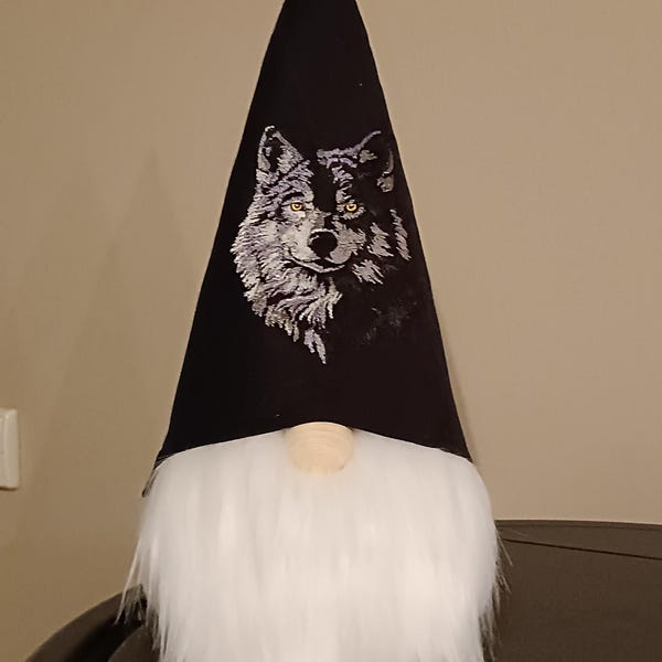 Wild Wolf Head Embroidery Design, Realistic Forest Animal Pattern for ...