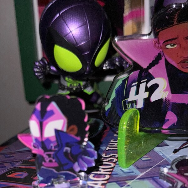 4cm Mini-spiders Acrylic Standee - Across the Spider Verse – Prowler 42 ...