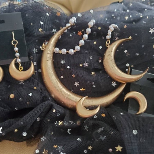 Smug Hooty Enamel Pin - Etsy