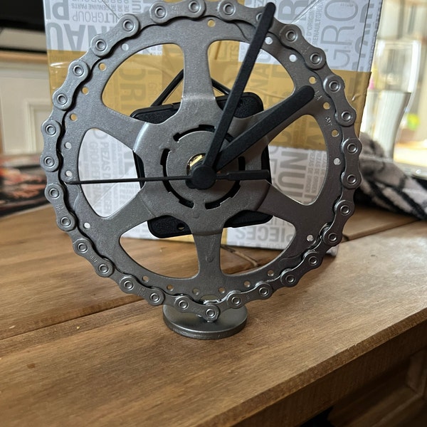 Up-cycled Metal Bicycle Parts Clock - Etsy Canada