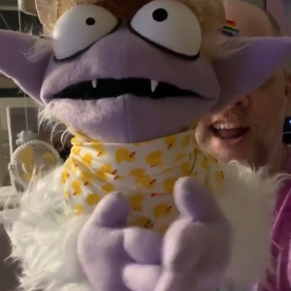 El Soplillo the Monster Puppet - Etsy Canada