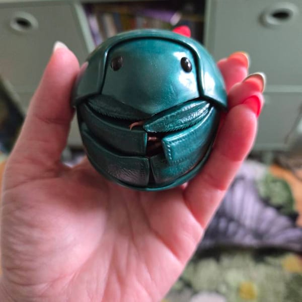 Plastic Pill Bug Roly Poly Insect Potato Bug Isopod Figure W/moving ...