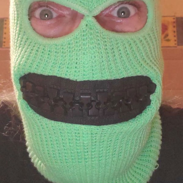 Ski Mask With Gold Teeth Zipper Mouth Zefstyle Grill Teeth Face Mask ...